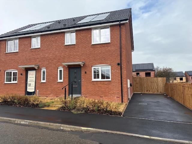house in Perranporth Drive, Mansfield