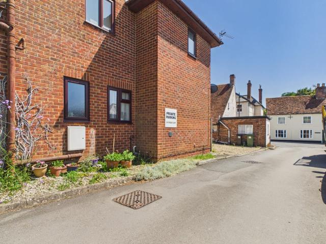 house in Phoenix Court, Kingsclere, RG20