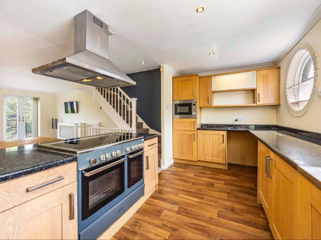 house in Quayside Close, Nottingham, NG2