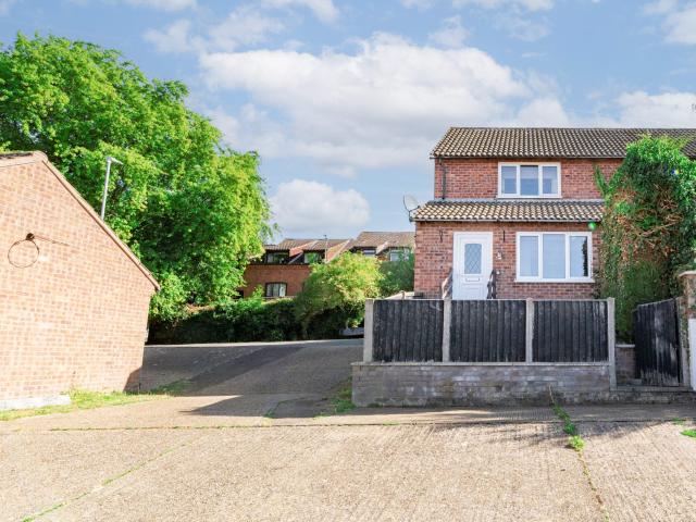 house in Riverdale Court, Brundall