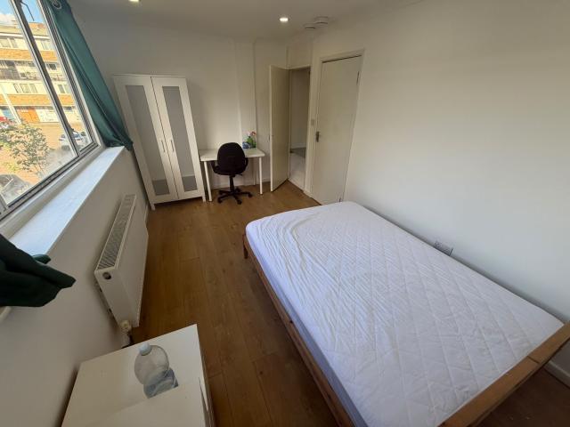 house in Rivet House, London, SE1
