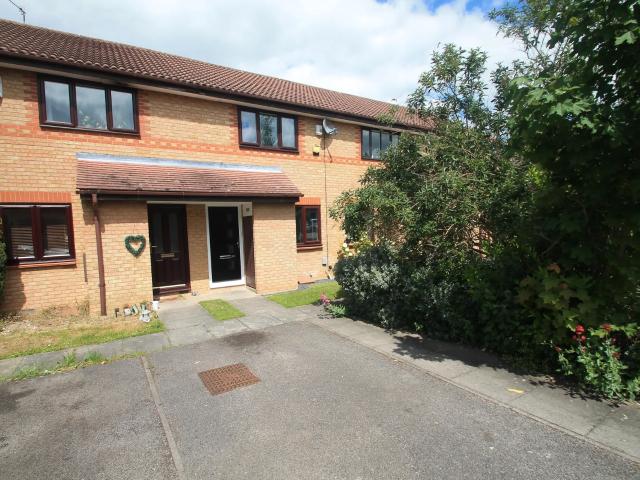 house in Rookery Drive LU2