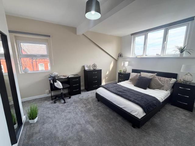 house in Room 4
