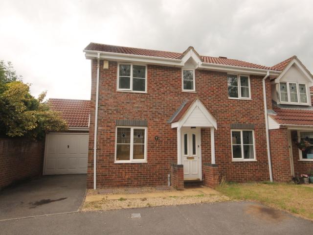 house in Robert Court, Emersons Green