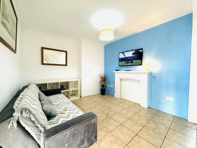 house in RM2 Ben Jonson Road | Stepney Green | London | E1 3NJ