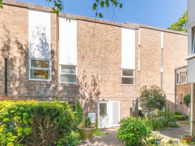 house in St Clairs Road