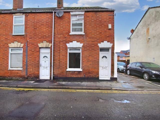 house in St. James Street, Gloucester, GL1