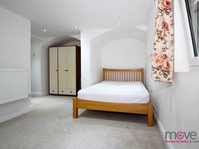 house in St. Pauls Street North, Cheltenham, GL50