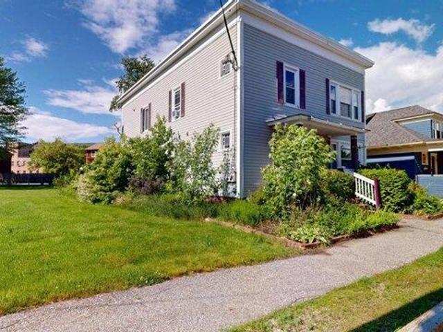 house Lewiston ME DS103929442