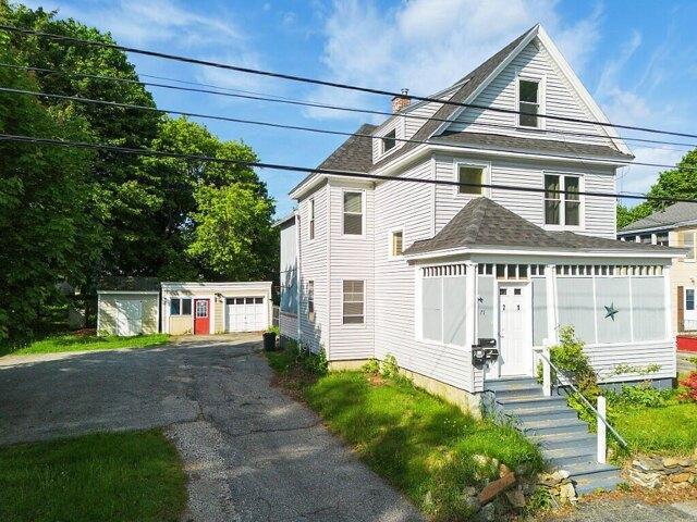 house Lewiston ME ES103888993