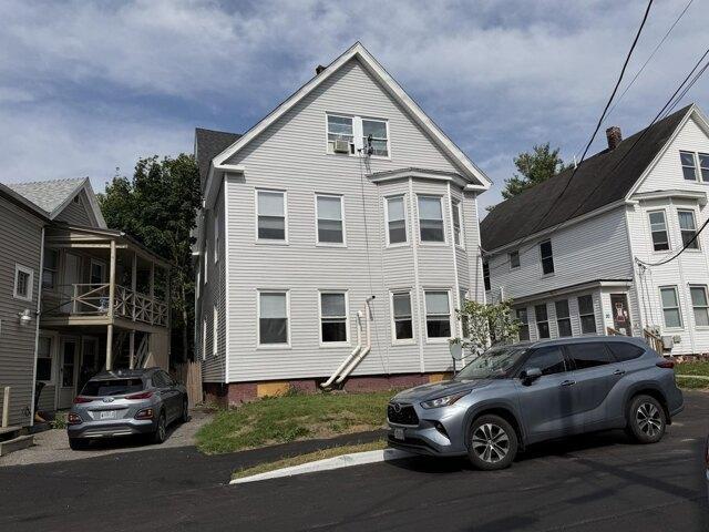 house Lewiston ME ES104567665