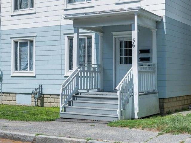 house Lewiston ME ES104514493