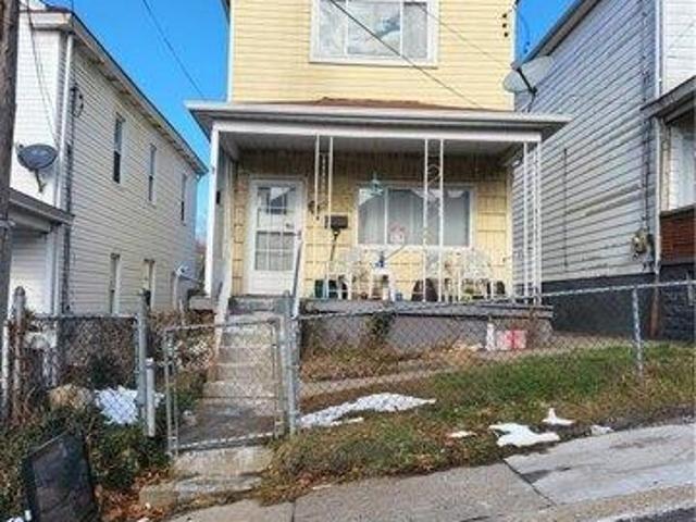 house McKees Rocks PA ES103625893