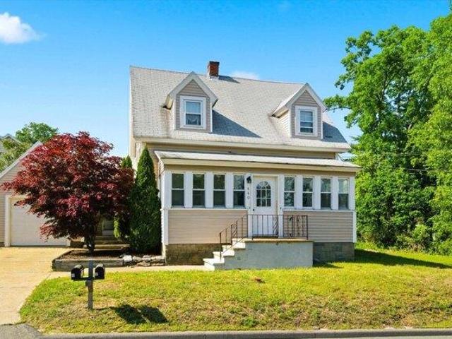 house Manchester NH DS103126977