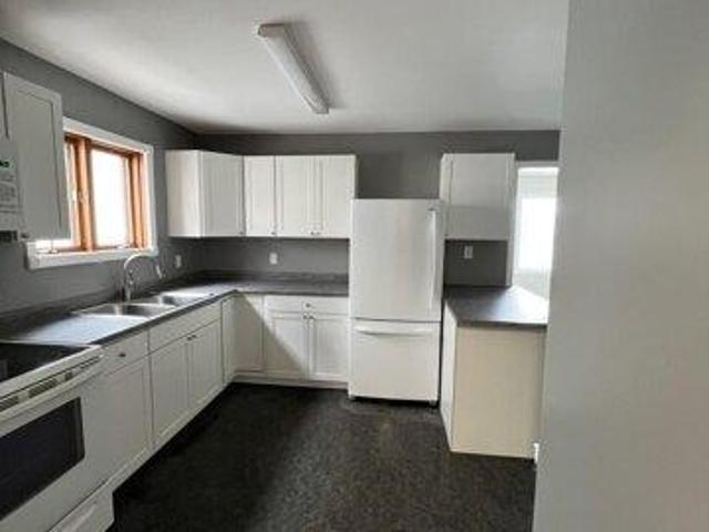 house Madawaska ME ES105115814
