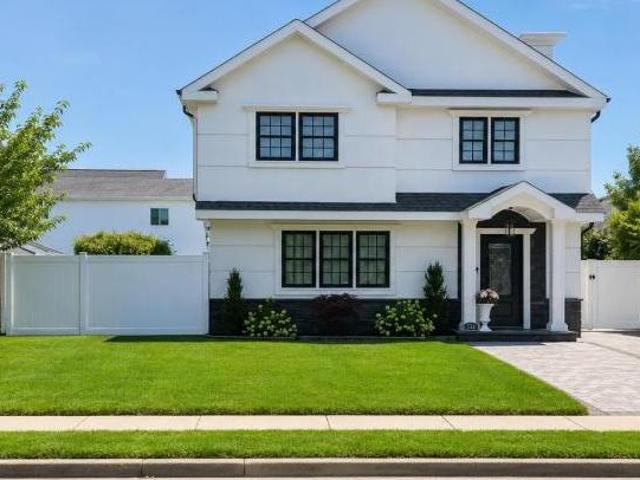 house Massapequa NY DS104401694
