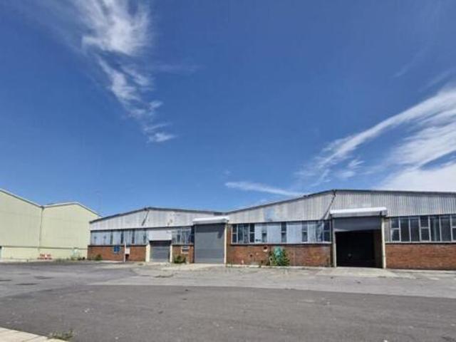 House Melksham Wiltshire 103486050