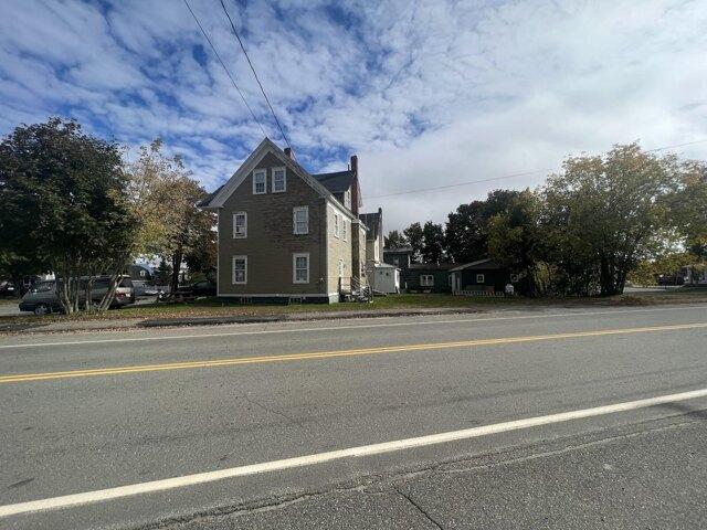 house Millinocket ME DLS102285341