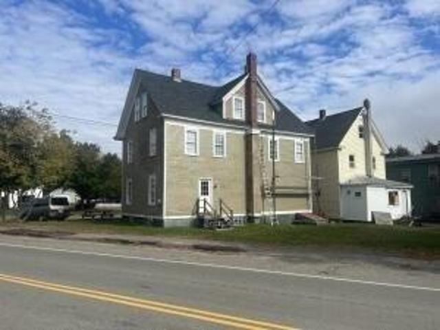 house Millinocket ME ES103667056