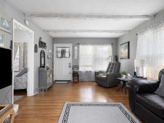 house Mishawaka IN DLS101726856