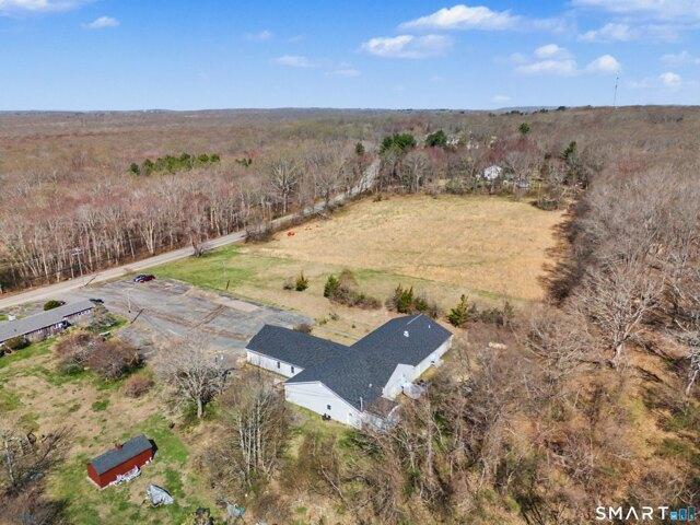 house Montville CT ES103185690