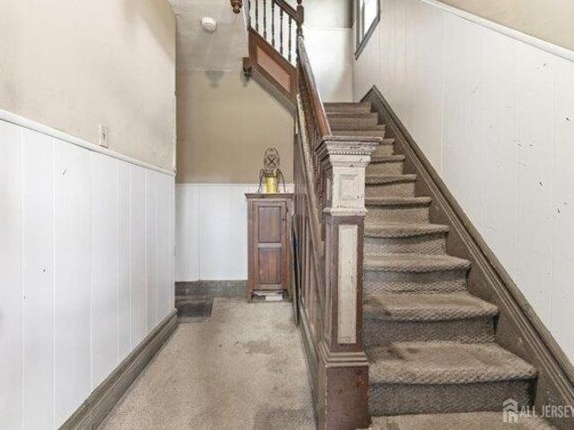 house Newark NJ DLS102216779