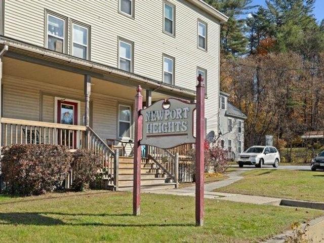 house Newport NH ES104946882