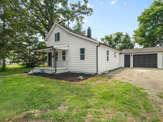 house Niles MI DS104257541