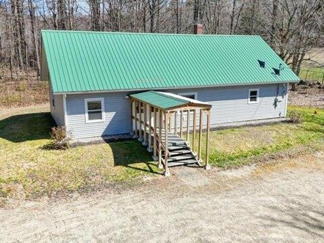 house Norridgewock ME DS103187502