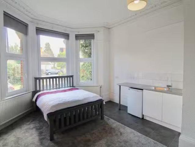 House of multiple occupation for rent in Shortlands Road, Shor.