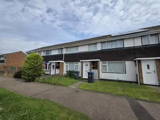 House of multiple occupation for rent in 269 St. Agnells Lane.