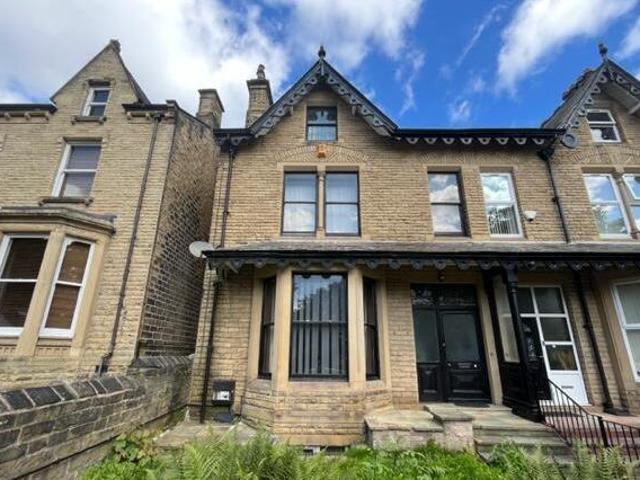 House Of Multiple Occupation For Sale In Huddersfield
