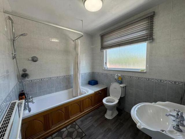 House of multiple occupation for sale in Loose Road, Maidstone, Kent, ME15 7DR, ME15