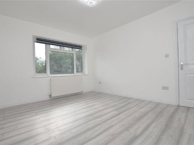 House of multiple occupation to rent