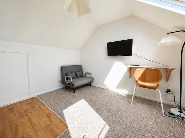 House of multiple occupation to rent