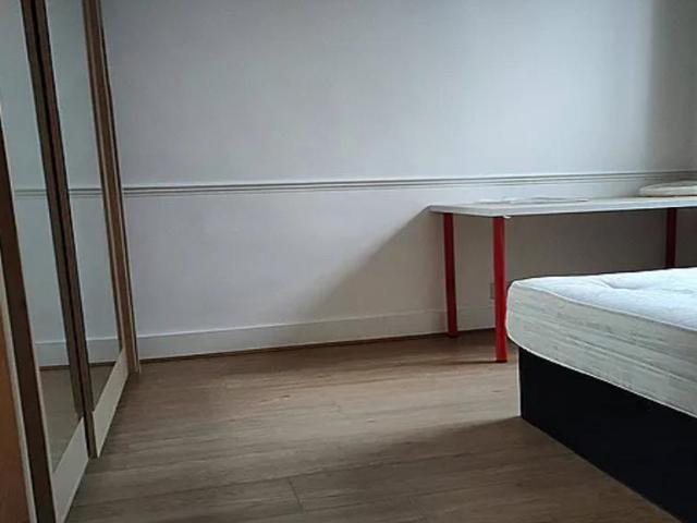 House of multiple occupation to rent