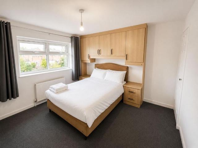 House of multiple occupation to rent