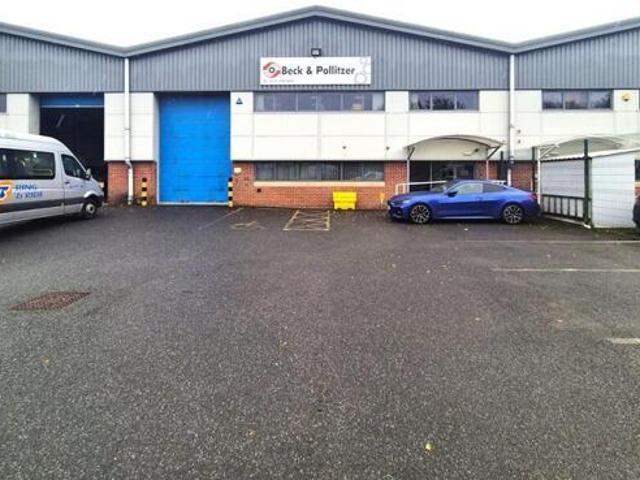 House Oldham Oldham LS101316471