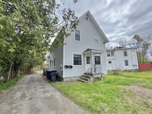 house Orono ME DS103884953