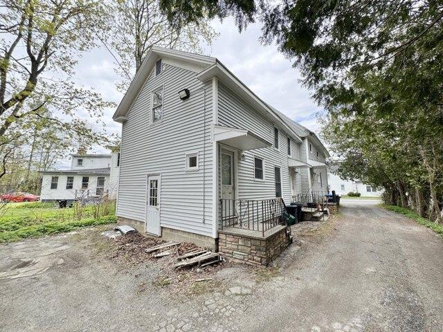 house Orono ME ES103884953