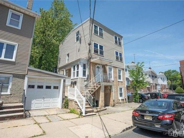 house Perth Amboy NJ DS101749335