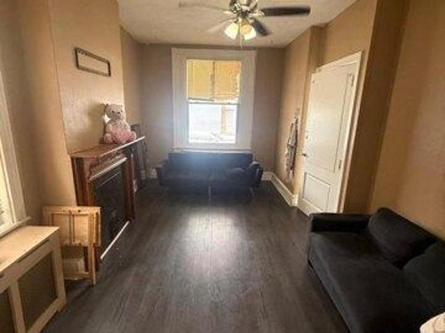 house Philadelphia PA ES104903293