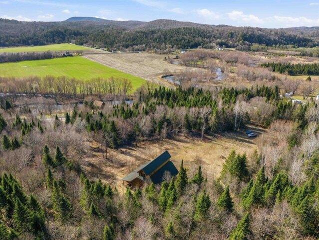 house Pittsburg NH DLS103019345