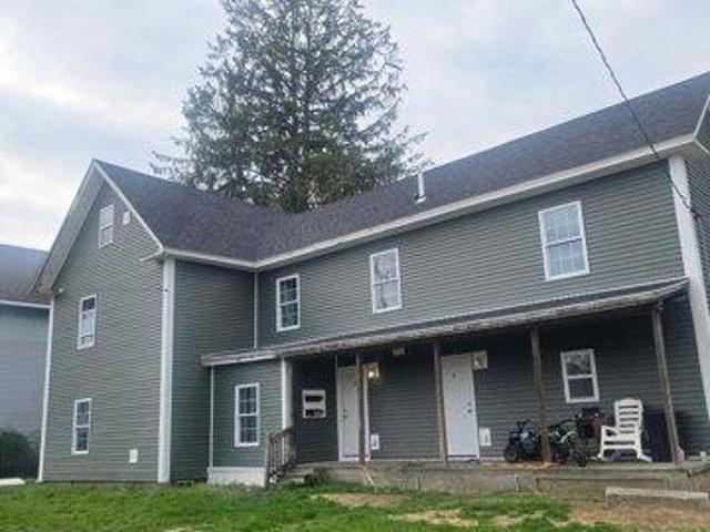 house Pittsfield ME DS102594132