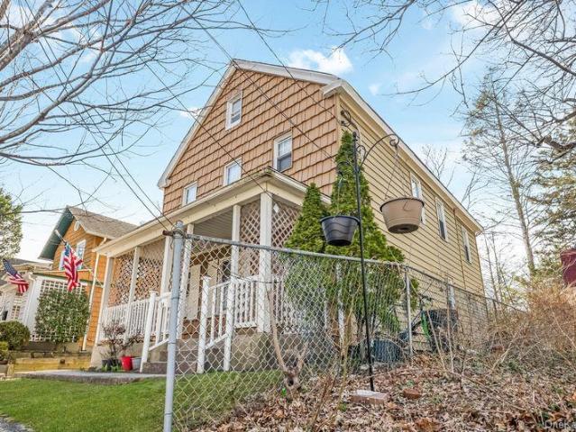 house Port Washington NY DLS100491428