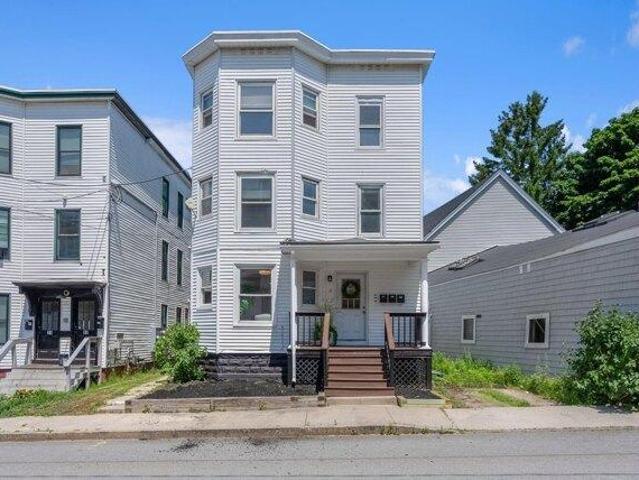 house Portland ME DS104375702