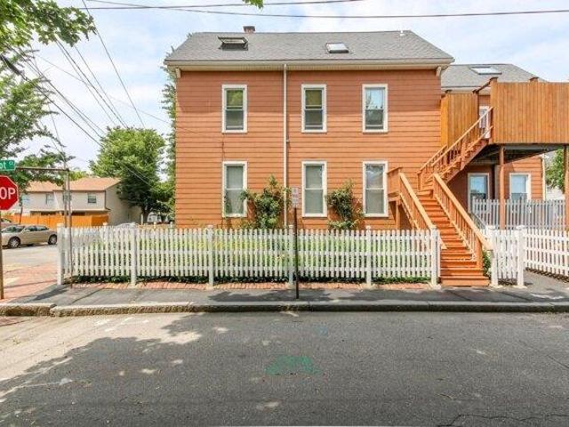 house Portland ME ES104188743