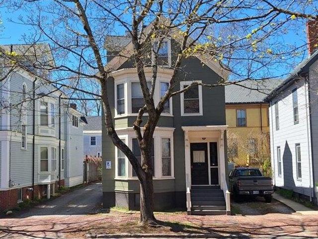 house Portland ME ES104189419
