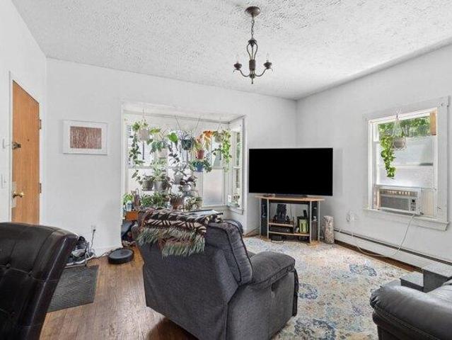house Portland ME ES104408008