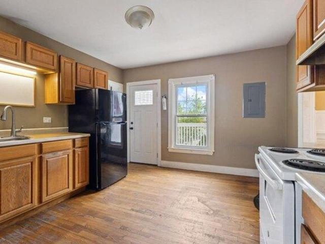 house Portland ME ES105173297